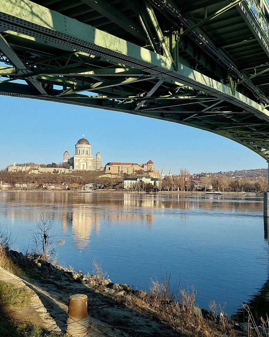Budapest.com - Your Ultimate Guide to Budapest