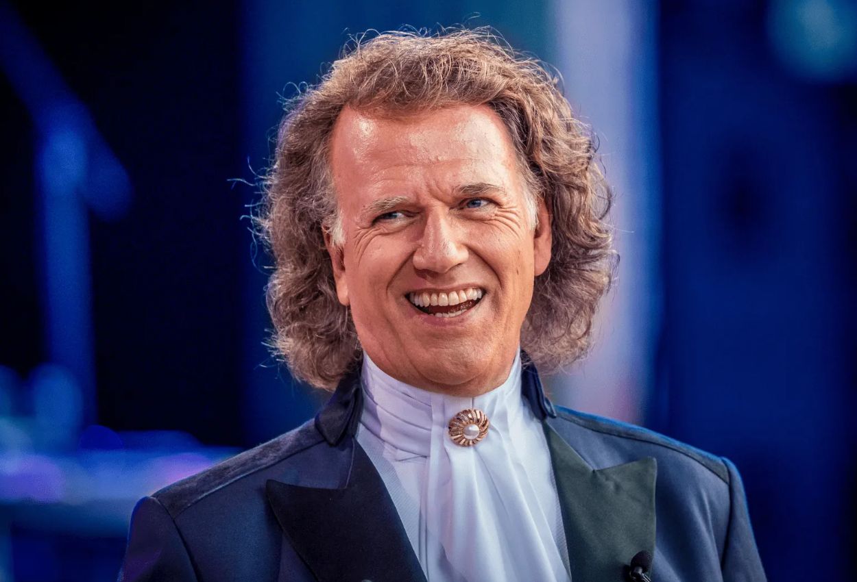 “André Rieu’s Historic Pledge: A Global Icon’s Unmatched Generosity ...